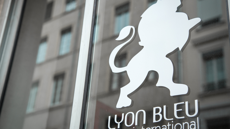 Lyon Bleu International, | 202 opiniones sin censura