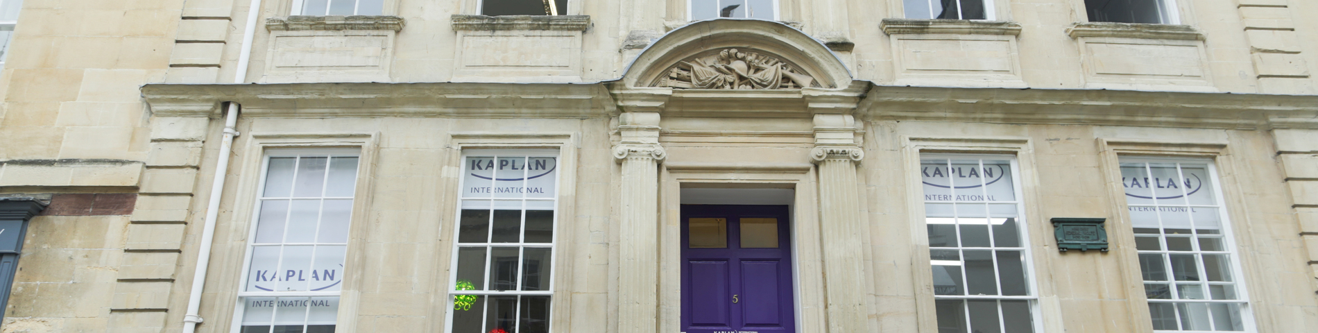 Kaplan International Languages Bath Escuela de Idiomas | Opiniones