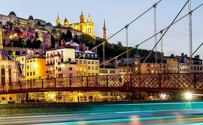 TOP 27 cours de français généraux pour adultes à Lyon. Comparez