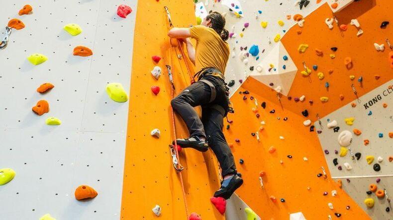 Apollo Junior Centre Limerick Irlande | Payez moins