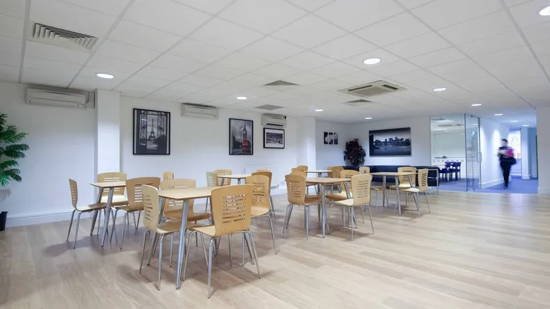 Berlitz Manchester UK | 10 Uncensored Reviews