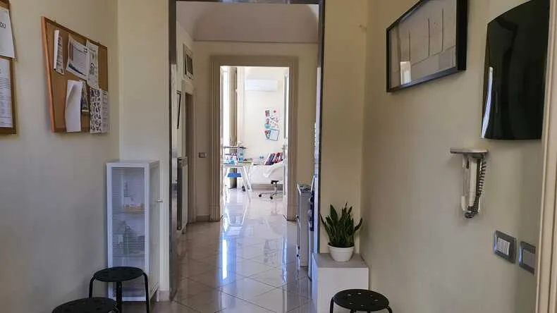 Campus Athena Catania (Sicily) | 2 Uncensored Reviews