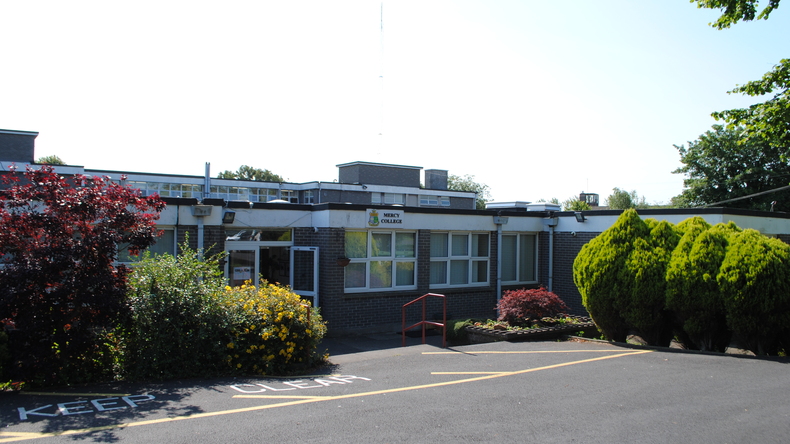 Centre of English Studies (CES) Dublin | Reviews