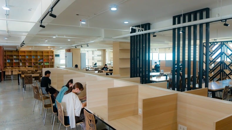 CIA - Cebu International Academy Lapu-Lapu City | Pay Less