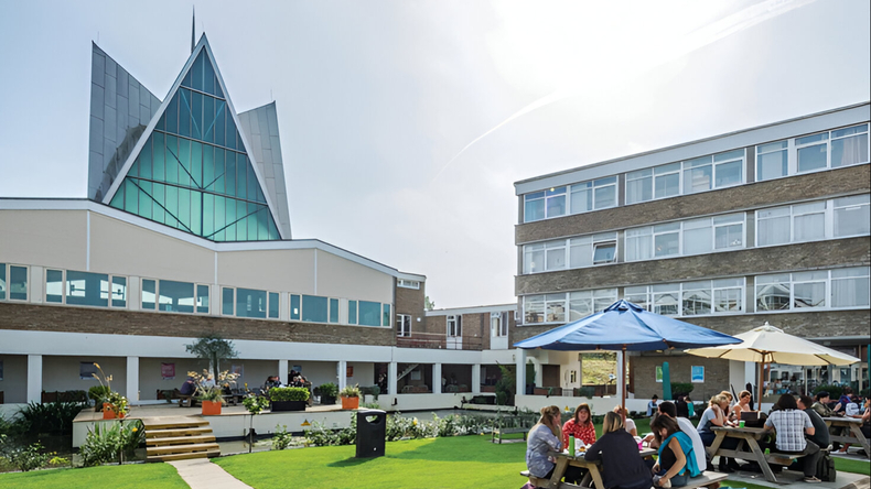 Concorde International Junior Centre - Christ Church University, Canterbury | Paga Menos