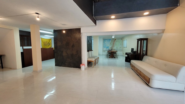 Cristobal Colon Spanish School Quito | Pay Less