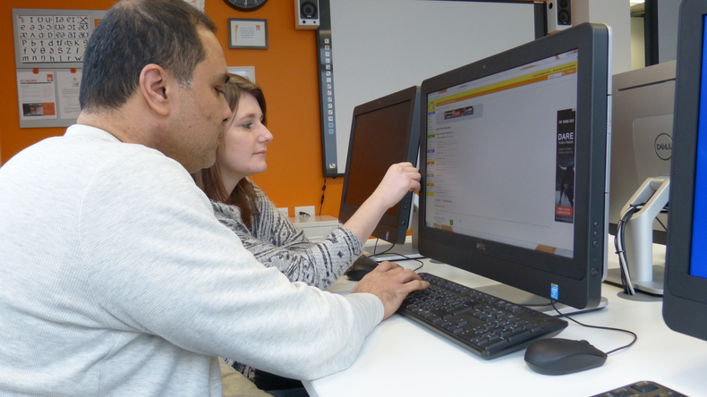 EC English Manchester English School UK | Pay Less