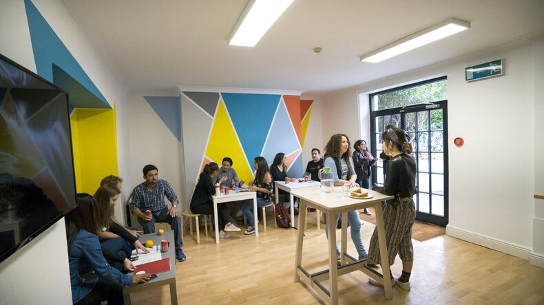 ELI Schools - Grand Canal Dublin Ireland | Pay Less