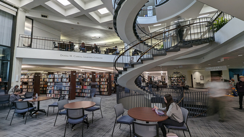 ELS Chicago English School USA | Pay Less