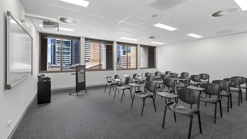 English Path Brisbane English School | Pay Less