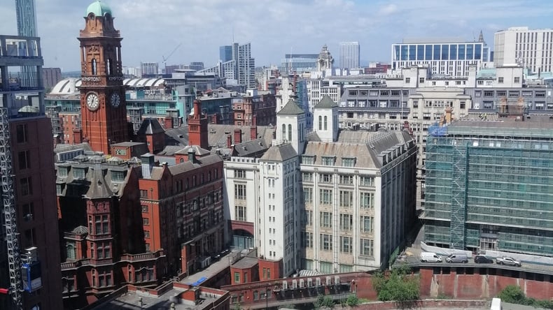 English Path Manchester English School UK | Pay Less