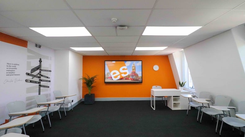 ES London English School UK | Pay Less