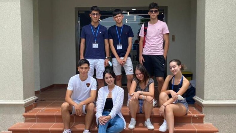 Headway Institute Dubai Arabic School | Pay Less