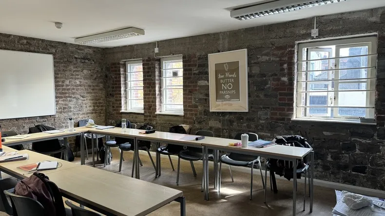 ISI Dublin English School | 3 Uncensored Reviews