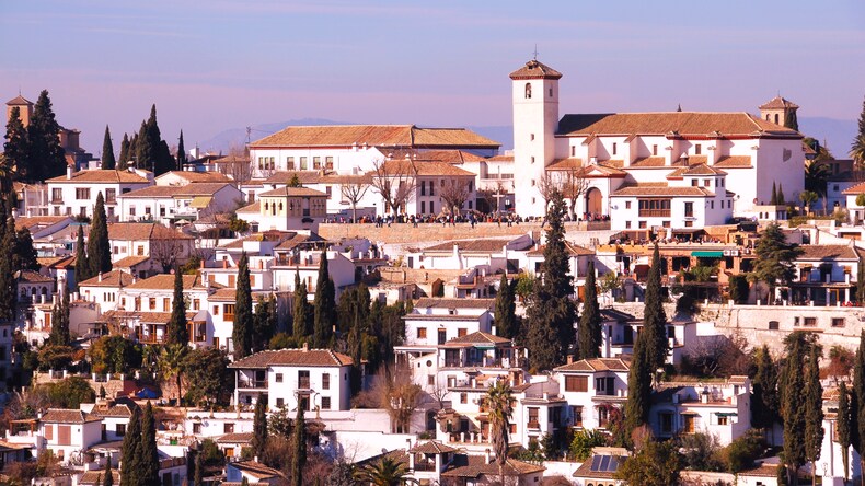 Linguaschools Granada Language School Spain | 32 Reviews