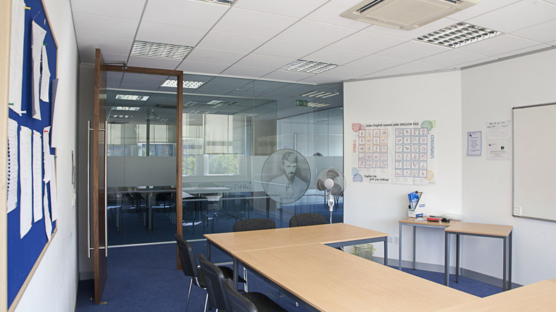 MC Academy Manchester Language School England UK | Reviews