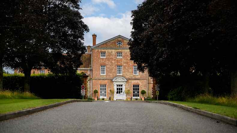 Samiad Summer School Reading UK | Pay Less