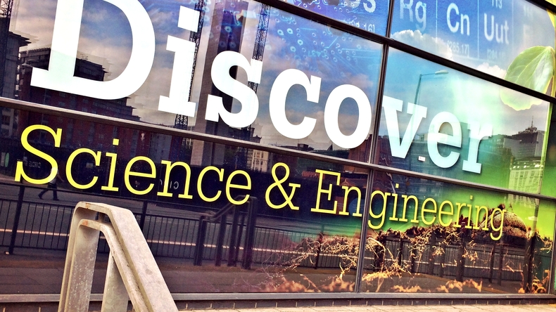 The Essential English Centre Manchester | Language School Reviews