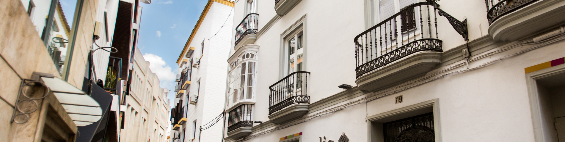 clic International House Sevilla | 19 Reviews | % Pay Less