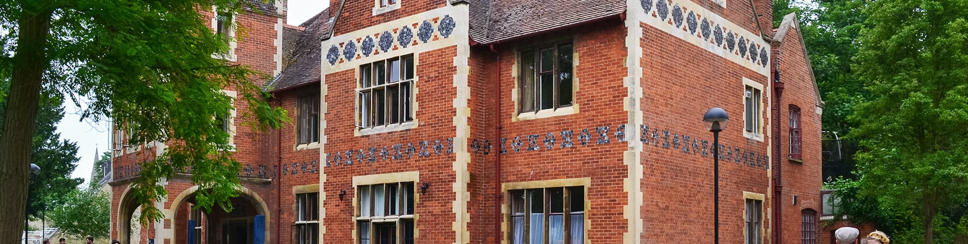 EF International Language Center Cambridge English School